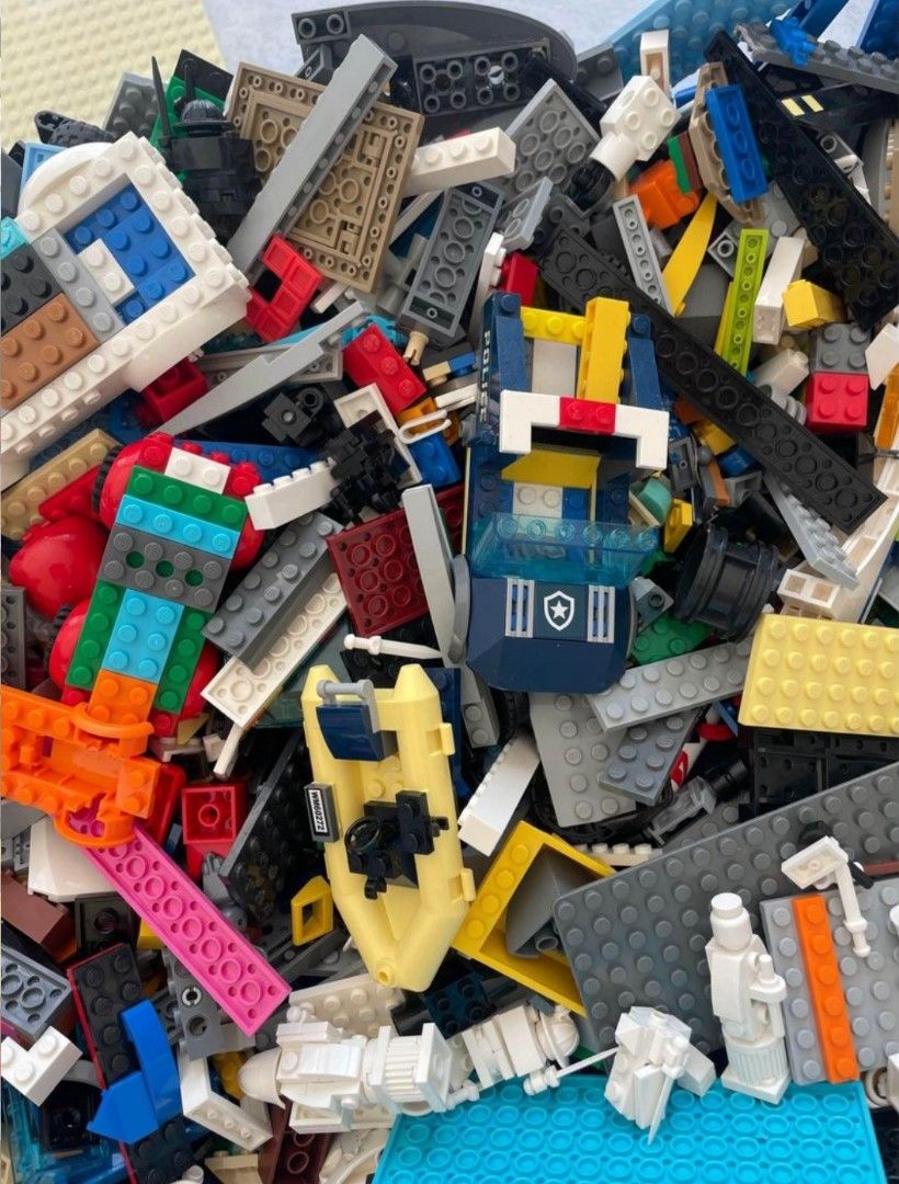 Lego ORI 9kg lebih, Toys & Collectibles, Mainan di Carousell