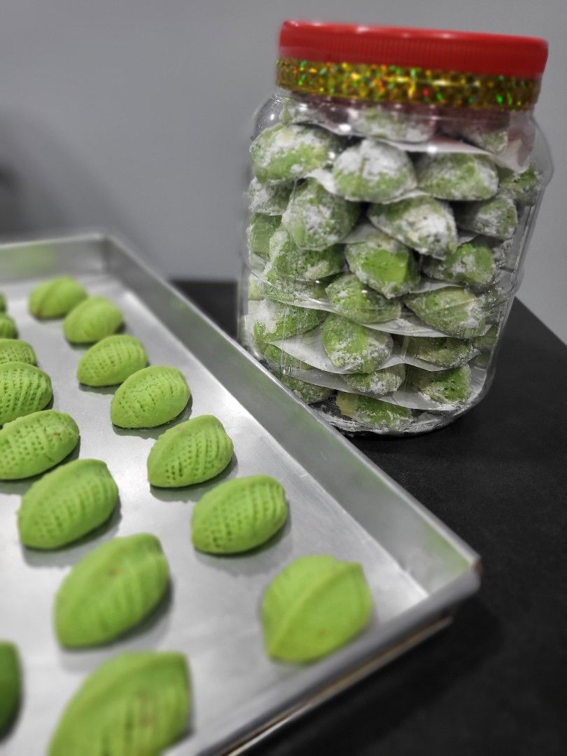 Makmur, Food & Drinks, Homemade Bakes on Carousell