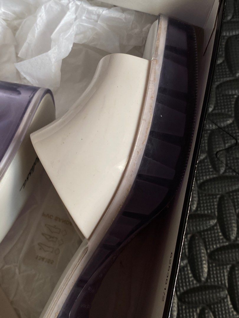 Melissa Shape AD, Women's Fashion, Footwear, Sandals on Carousell