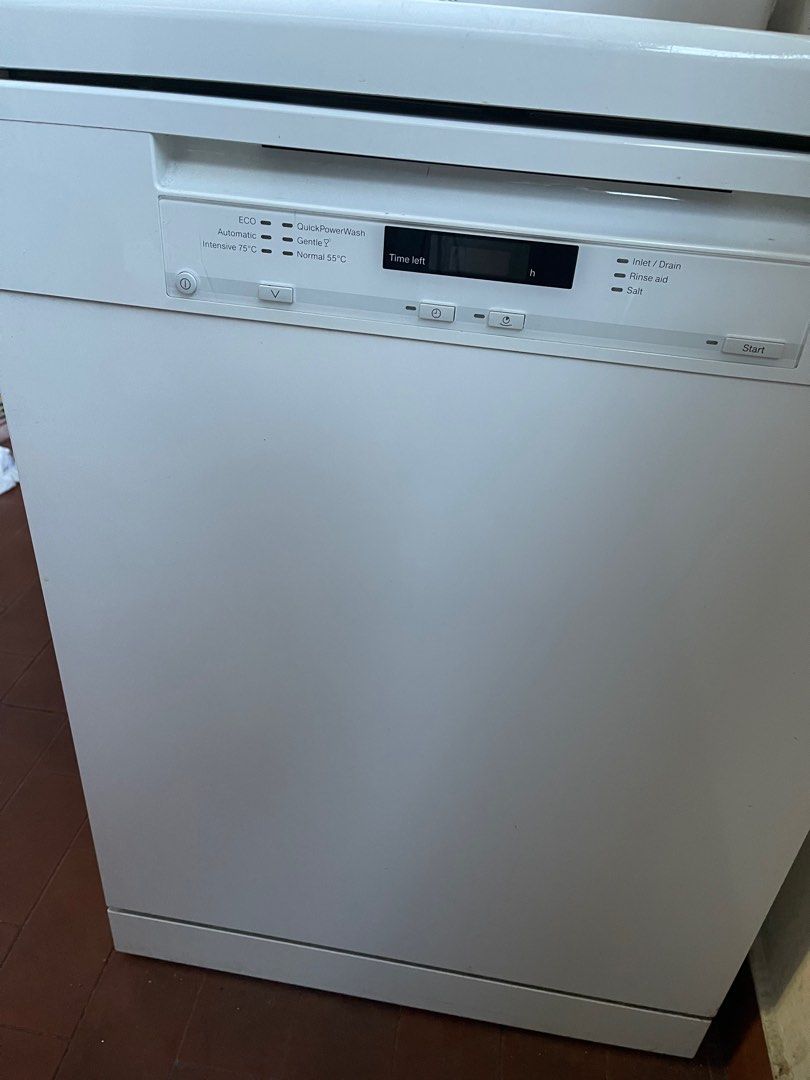 Miele Dishwasher, TV & Home Appliances, Kitchen Appliances, Dishwasher ...