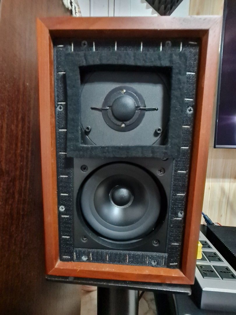 Mistral BBC Ls3/5a 11 Ohm bookshelf speaker, Audio, Soundbars, Speakers ...