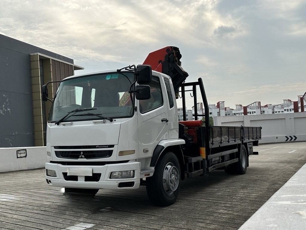 Mitsubishi Fuso Fighter FM65 Manual, Cars, Used Cars on Carousell
