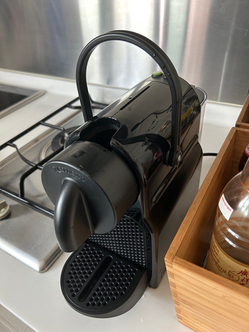 Nespresso Inissia D40, TV & Home Appliances, Kitchen Appliances, Coffee ...