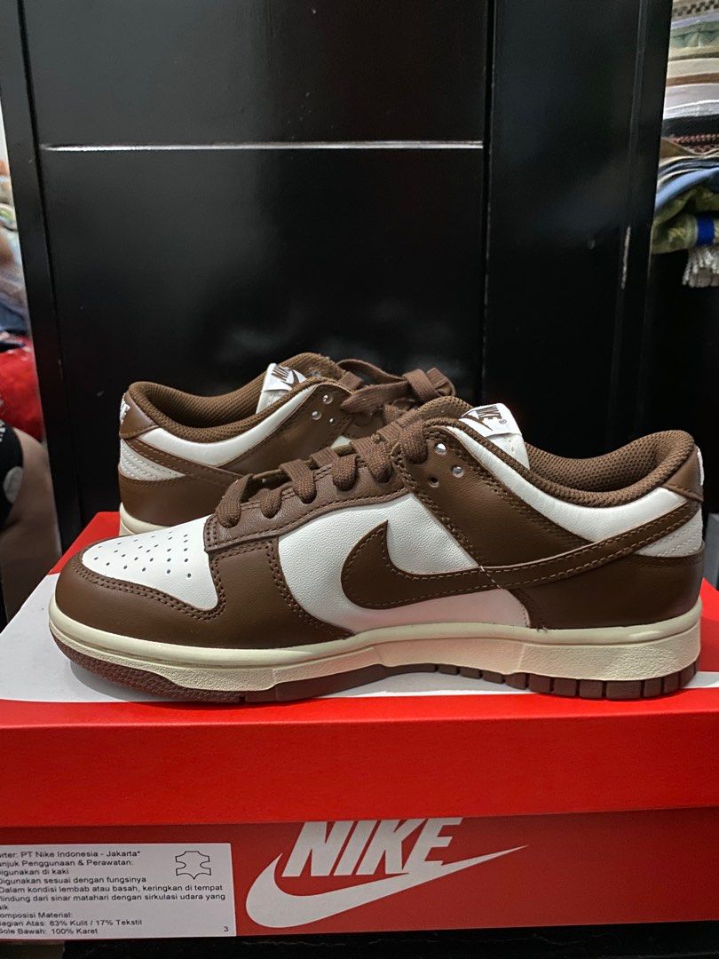 Nike dunk low cacao wow, Fesyen Wanita, Sepatu di Carousell