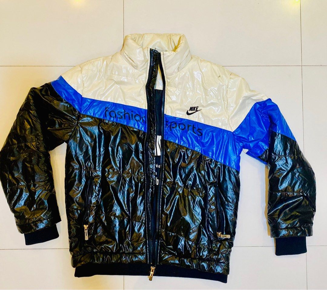 Nike Puff jacket, Men's Fashion, Coats, Jackets and Outerwear on Carousell