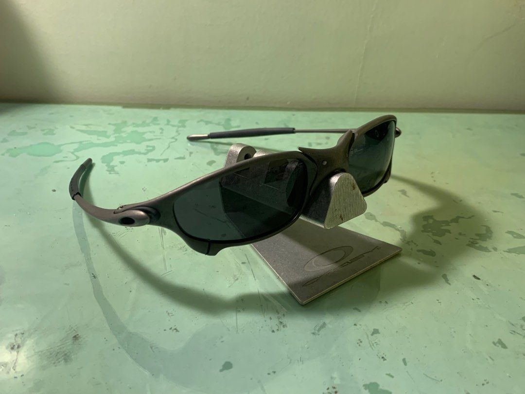 00s Oakley juliet x metal 初代鈦合金 原色, 他的時尚, 手錶及配件, 墨鏡、眼鏡在旋轉拍賣