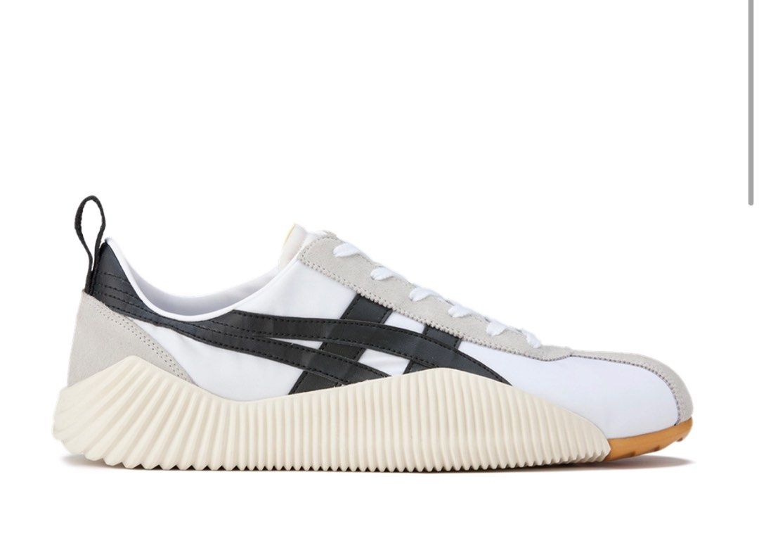Onitsuka Tiger Acromount, Women's Fashion, Footwear, Sneakers on Carousell