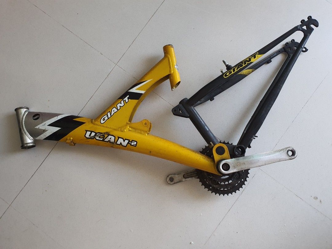 ORIGINAL GIANT FRAME TO FIXED WITH BACK SUSPENSION ., Sports Equipment ...