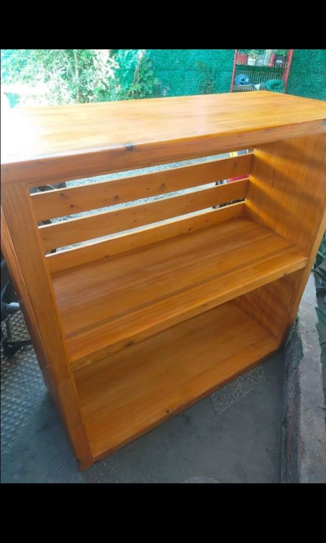 Palochina Counter Table on Carousell