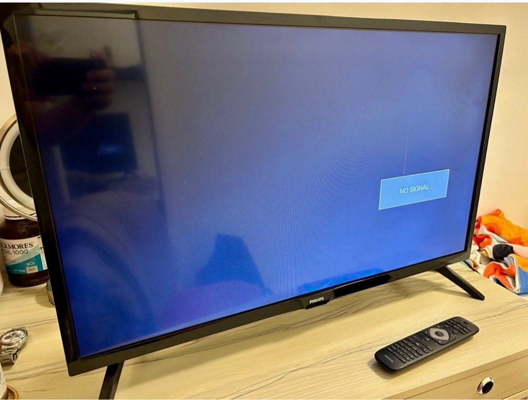 Philips 32 inch HDTV, TV & Home Appliances, TV & Entertainment, TV on ...