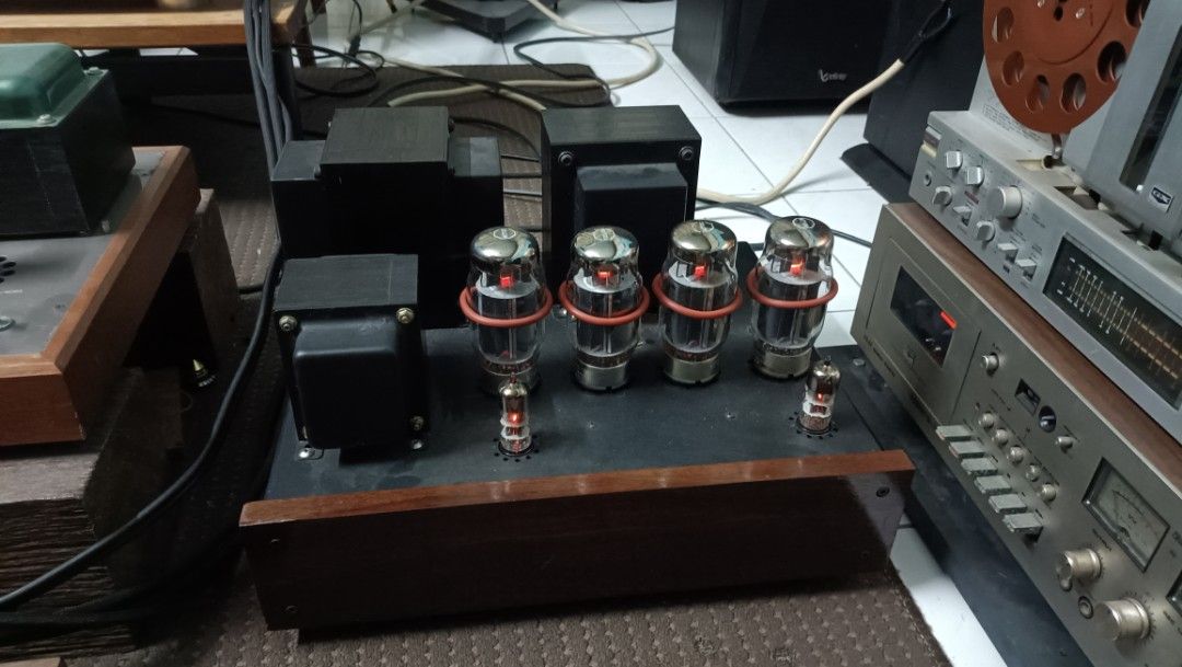 Promitheus audio KT120 monoblock valve / tube amplifier, Audio ...