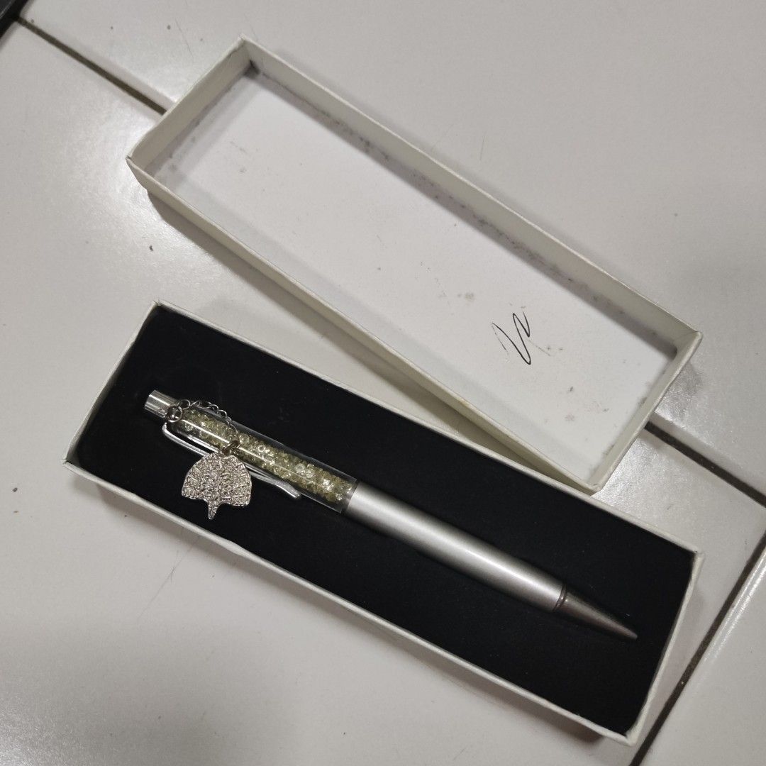 Raffles hotel pen rare limited, Hobbies & Toys, Stationery & Craft, Art ...