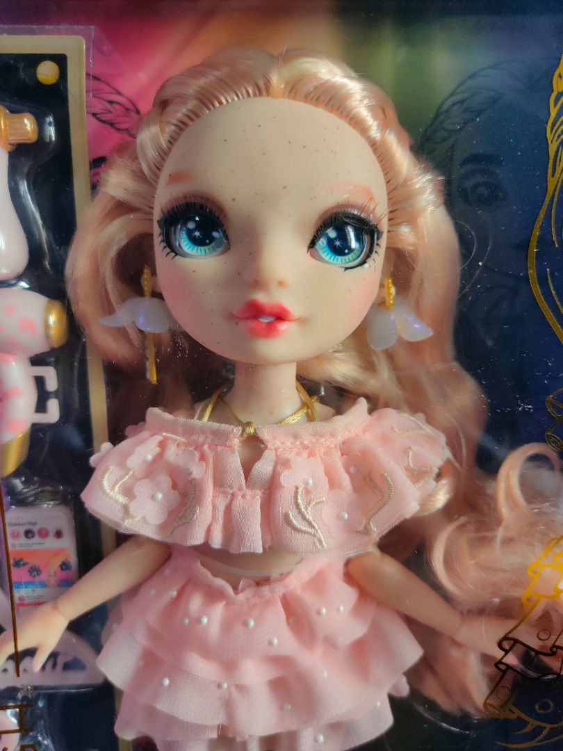 Rainbow High Victoria Whitman, Hobbies & Toys, Toys & Games on Carousell