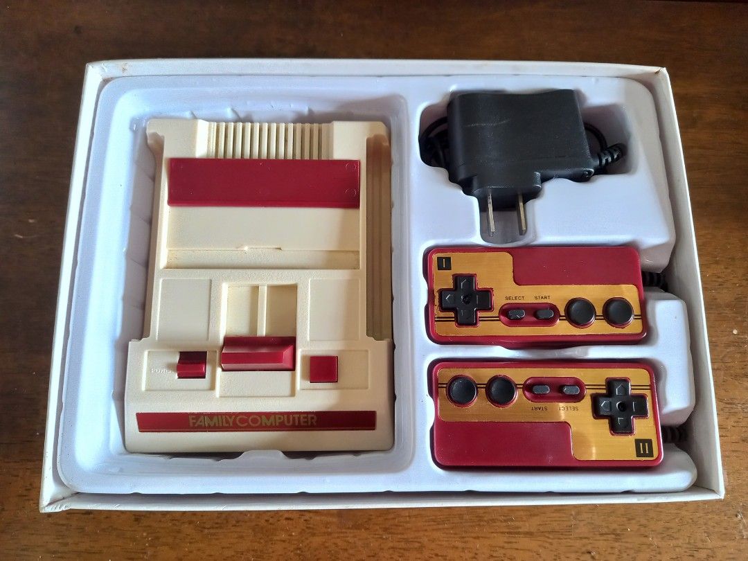 Retro Family Computer Video Game, Video Gaming, Video Game Consoles ...