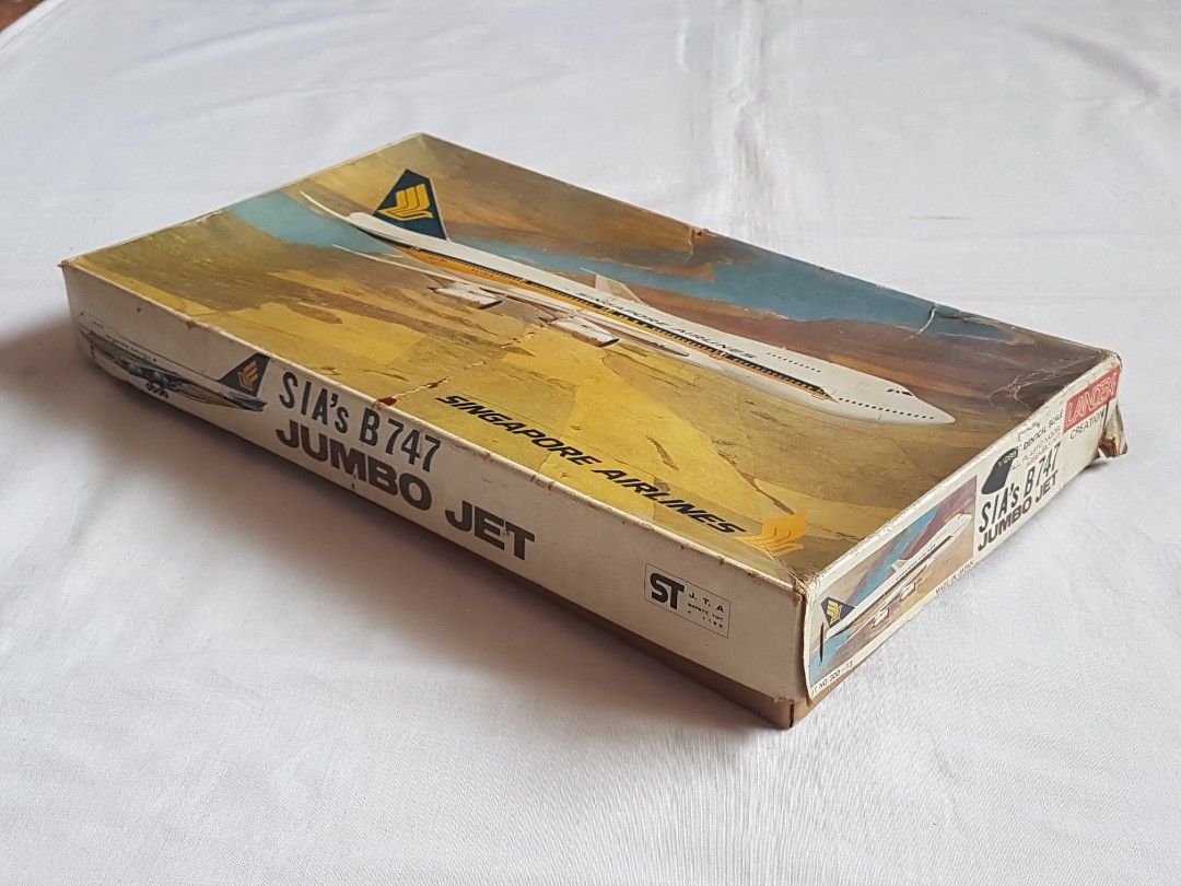 Singapore Airlines B747 Jumbo Jet 1/288 Plastic Model Kit, Hobbies ...