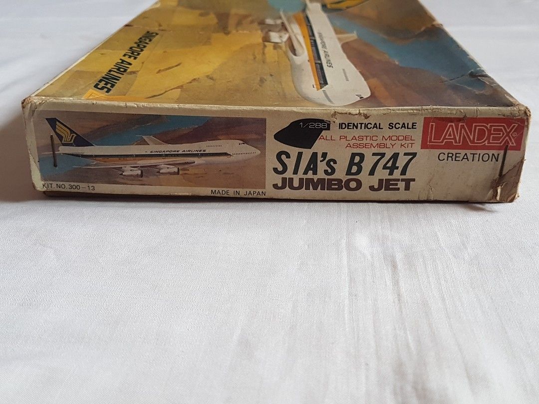 Singapore Airlines B747 Jumbo Jet 1/288 Plastic Model Kit, Hobbies ...