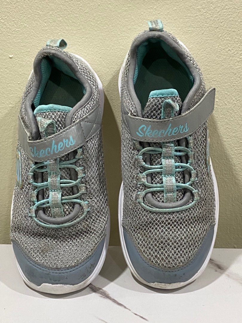 Skechers, Babies & Kids, Babies & Kids Fashion on Carousell