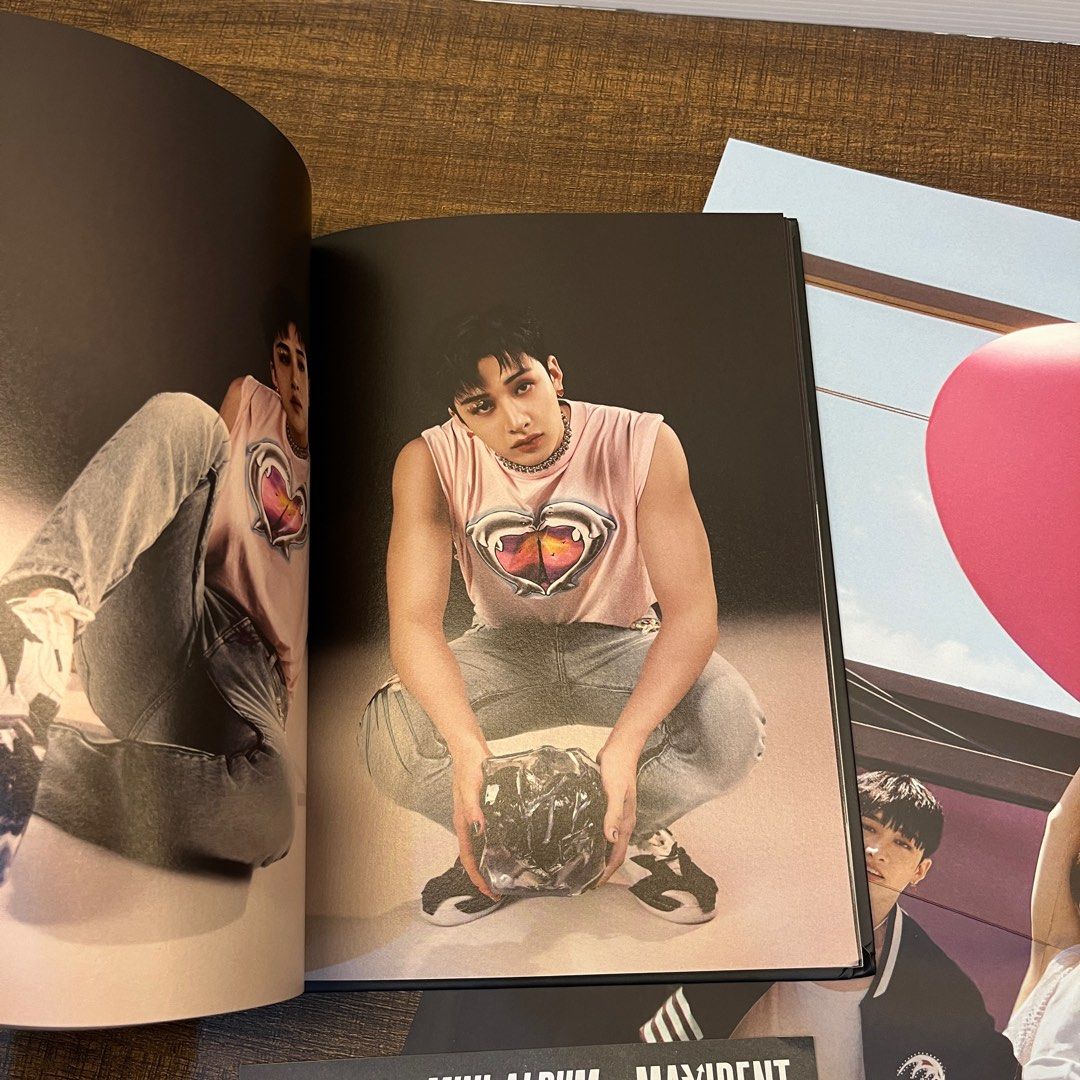 Stray Kids Maxident Heart version, Hobbies & Toys, Collectibles ...