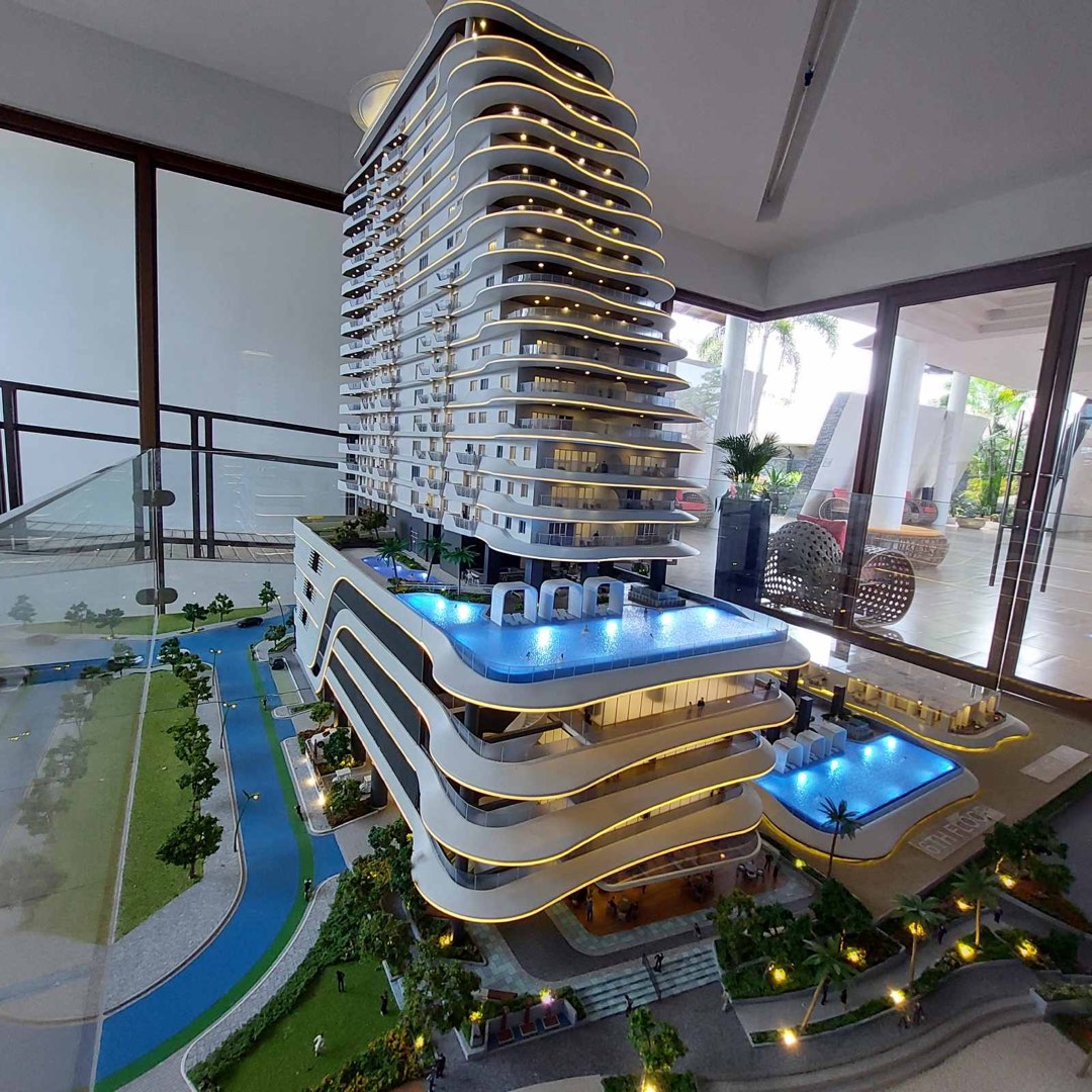 Studio Unit The Spinnaker Beachfront Condo at Club Laiya San Juan ...