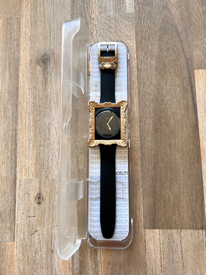 Swatch Jeremy Scott Gold frame watch, Men's Fashion, Watches ...