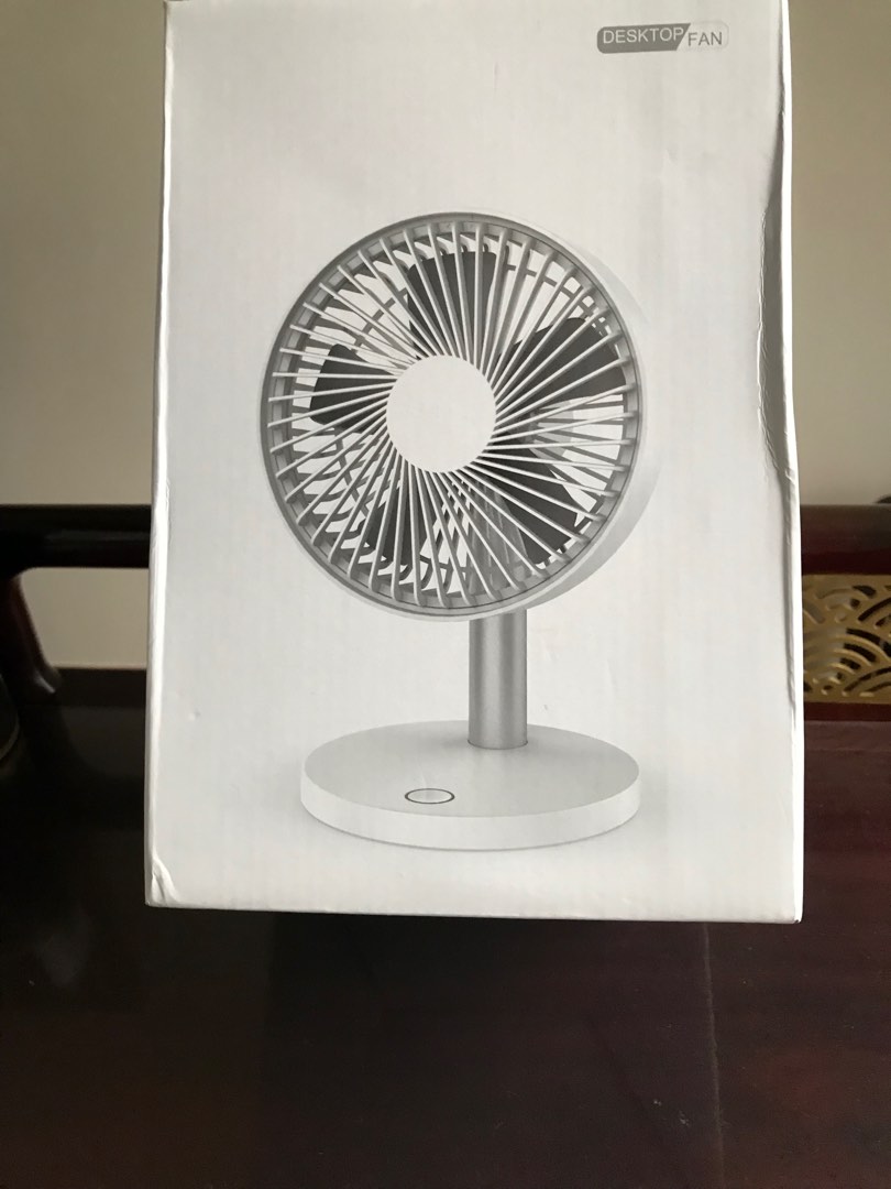 Table USB Fan, Furniture & Home Living, Lighting & Fans, Fans on Carousell