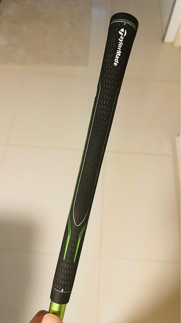 Taylormade 4 Hybrid 22 degree, Sports Equipment, Sports & Games, Golf ...