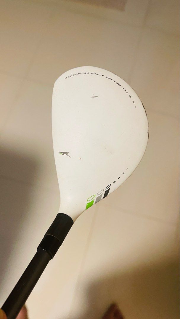 Taylormade 4 Hybrid 22 degree, Sports Equipment, Sports & Games, Golf ...