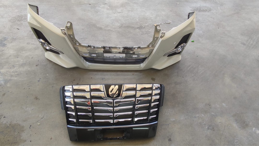 Toyota Alphard front bumper / front grille (original parts), Car ...