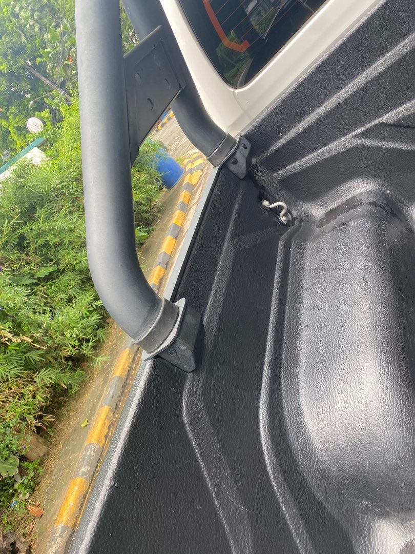 Toyota Hilux Conquest Roll Bar Stock Original, Car Parts & Accessories ...