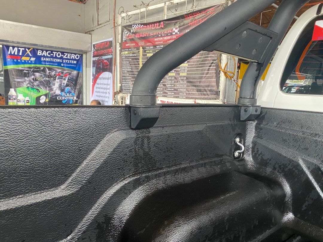 Toyota Hilux Conquest Roll Bar Stock Original, Car Parts & Accessories ...