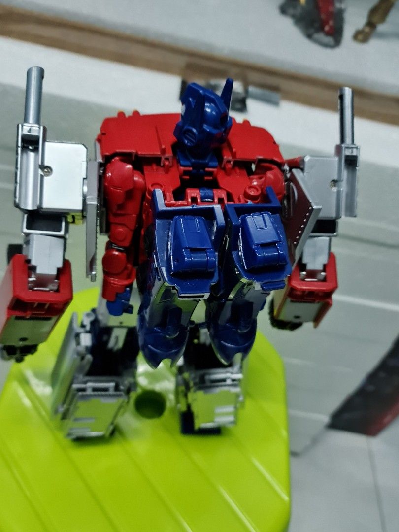 Transformer Optimus Prime Battle Field Commander (Black Mamba) KO ...