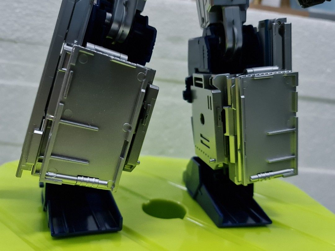 Transformer Optimus Prime Battle Field Commander (Black Mamba) KO ...