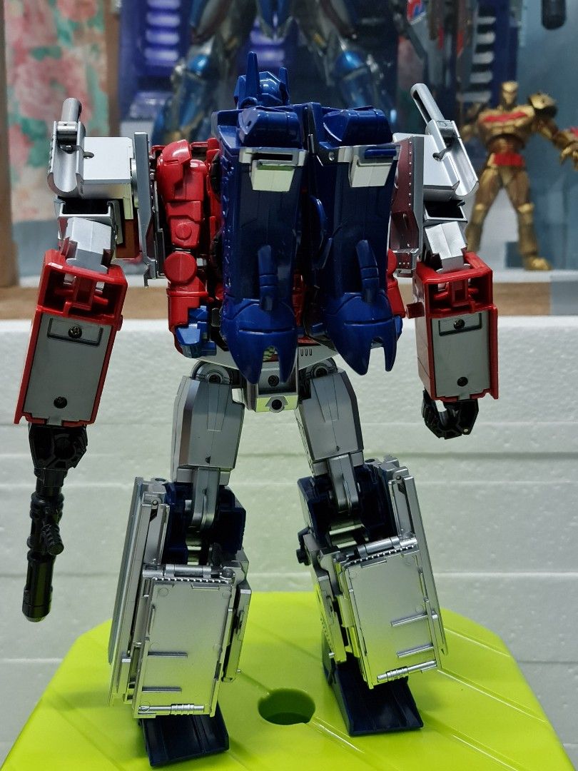 Transformer Optimus Prime Battle Field Commander (Black Mamba) KO ...