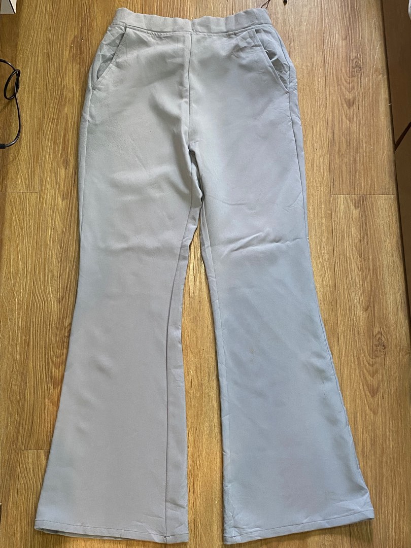 UNIQLO GU FLARE PANTS on Carousell