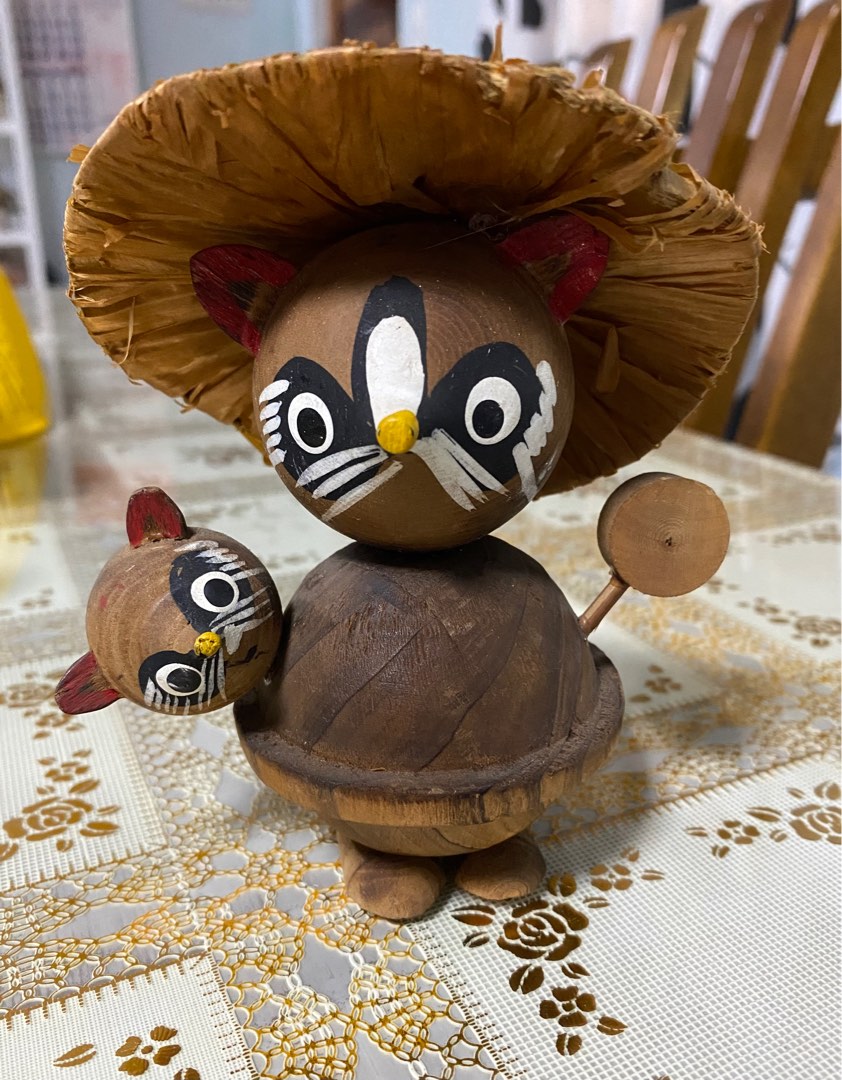 Vintage Japanese Wooden Tanuki Statue, Hobbies & Toys, Memorabilia ...