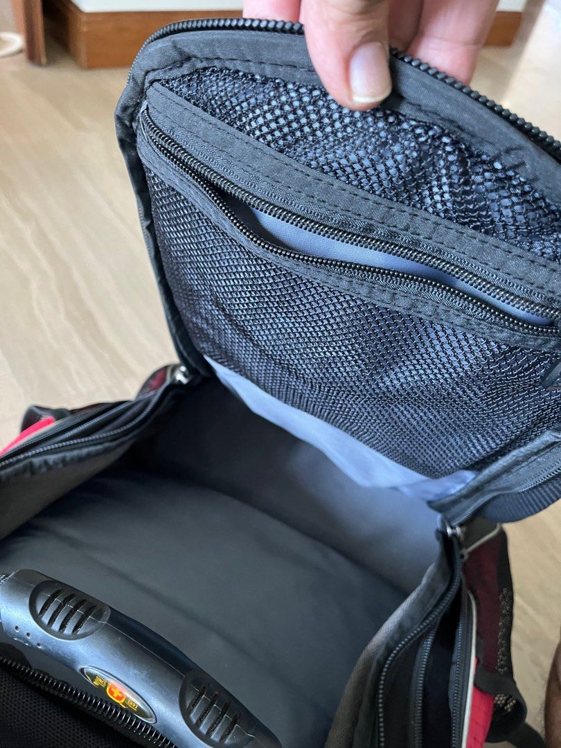 Wenger Swiss Gear backpack in excellent condition, Men's Fashion, Bags ...
