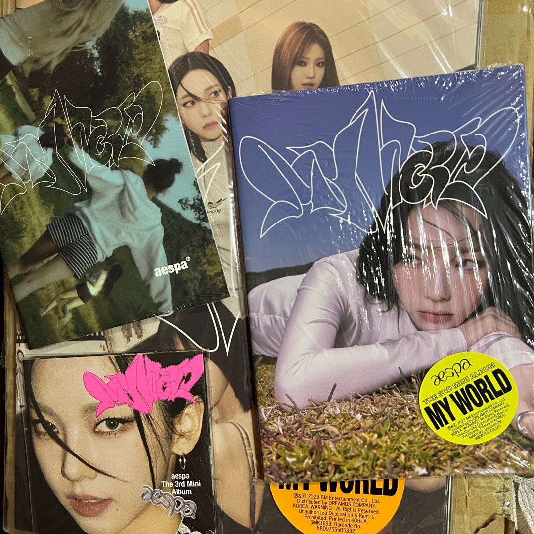 Wts Ready Stock Aespa My World Album Intro Tabloid Zine Wtmw Poster Ver