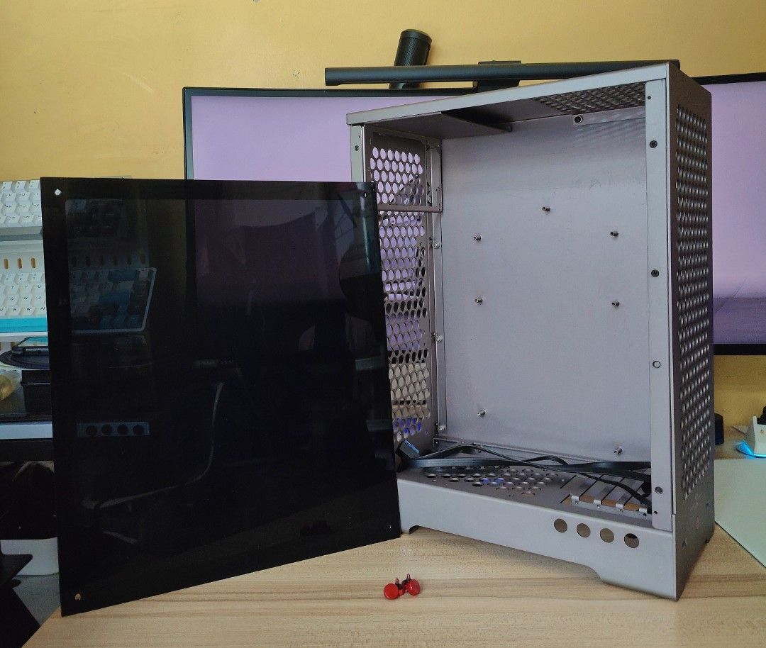 Zzaw C1 mATX/ ITX sff PC case, Computers & Tech, Parts & Accessories ...