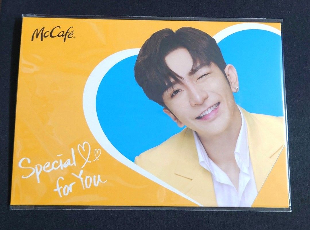 Anson Lo 教主 x 麥當勞 限量版應援生日卡 Happy Birthday 2023, 興趣及遊戲, 收藏品及紀念品, 明星周邊 ...