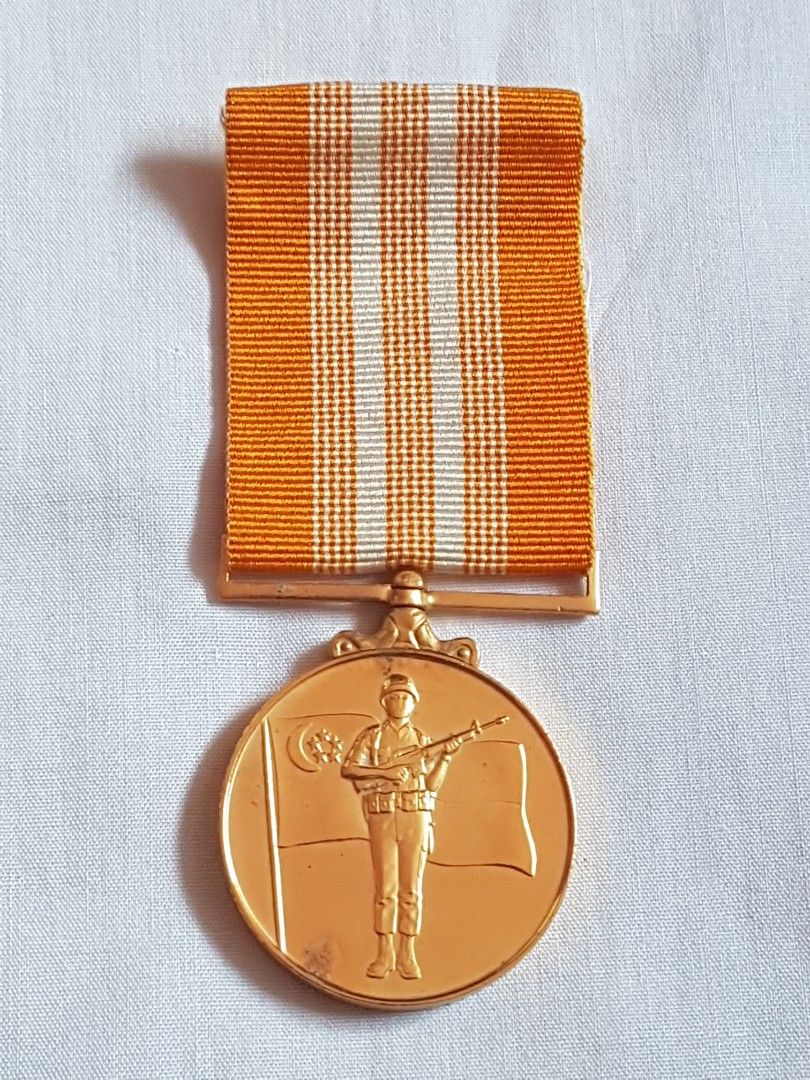 Armed Forces Good Service Medal, Hobbies & Toys, Memorabilia ...