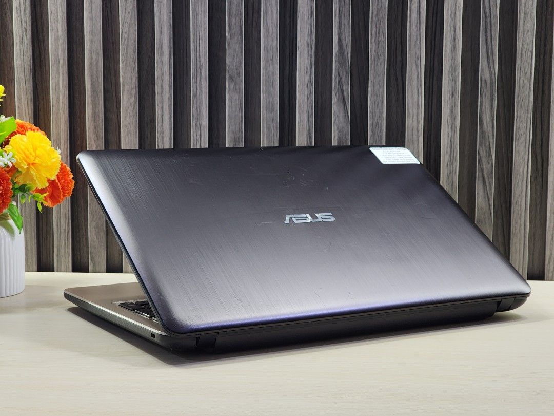 ASUS SonicMaster X540UPR i7-8Th Gen 8Gb Ram 128Gb SSD AMD Radeon HD ...