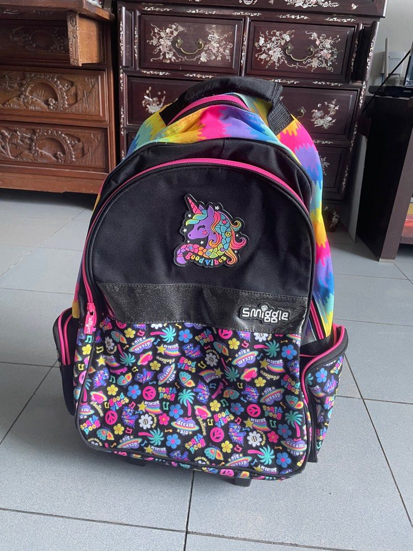 AUTHENTIC SMIGGLES ROLLER BACKPACK, Hobbies & Toys, Stationary & Craft ...