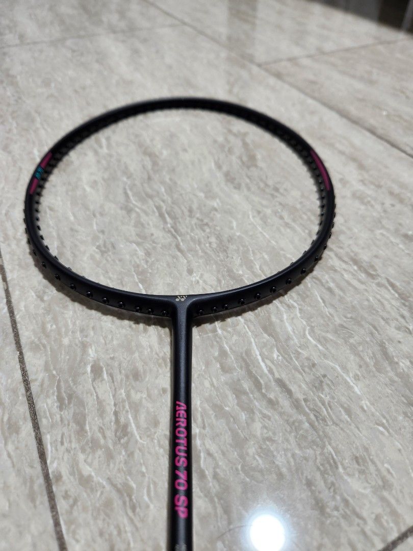 Badminton Racket Classic AR70 Aerotus 70, Sports Equipment, Sports ...