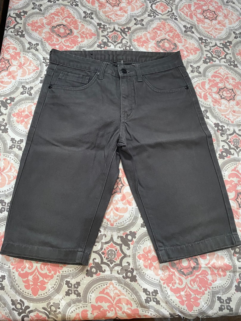 Bench chinos on Carousell