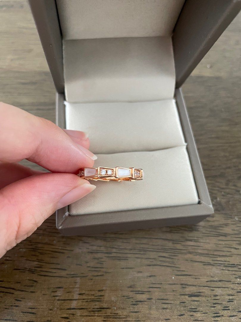 BV serpenti mother of pearl rose gold ring, Women's Fashion, Jewelry ...