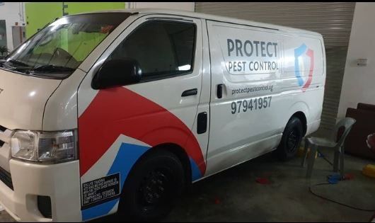 Commercial vehicle sticker wrap, Car Accessories, Car Workshops ...