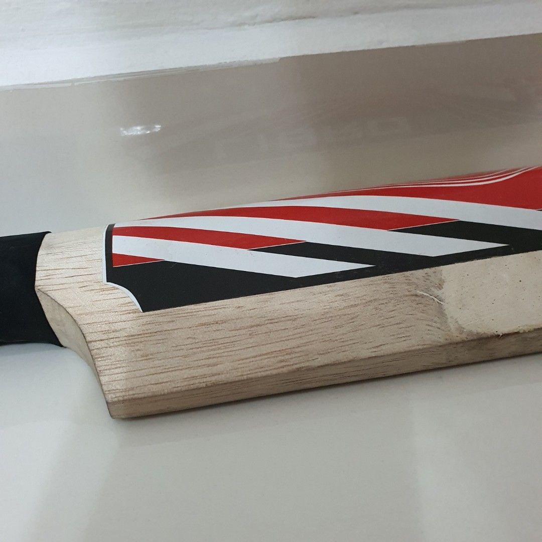 Cricket Bat, Sports Equipment, Sports & Games, Racket & Ball Sports on ...