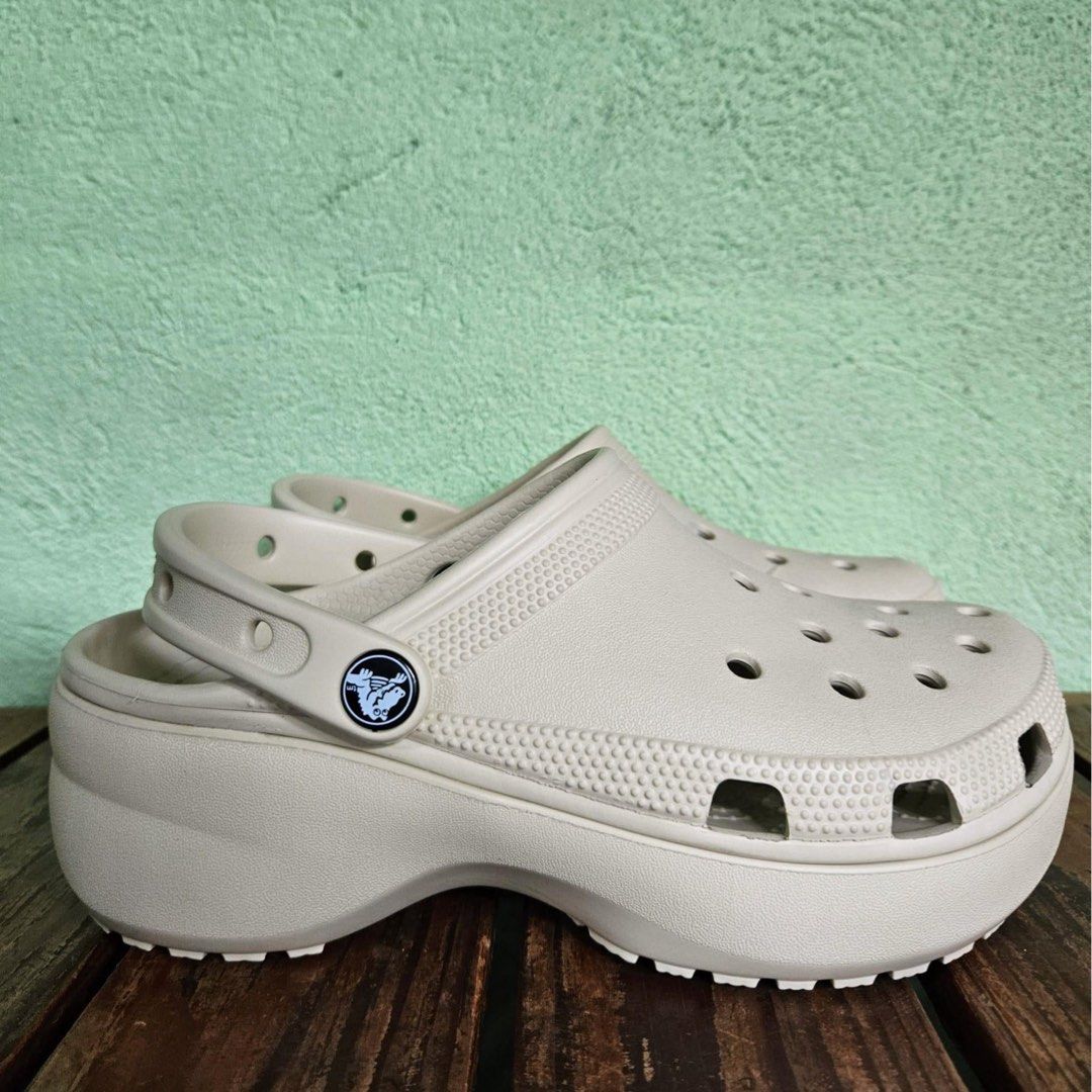CROCS CLASSIC PLATFORMS, Women's Fashion, Footwear, Sandals on Carousell