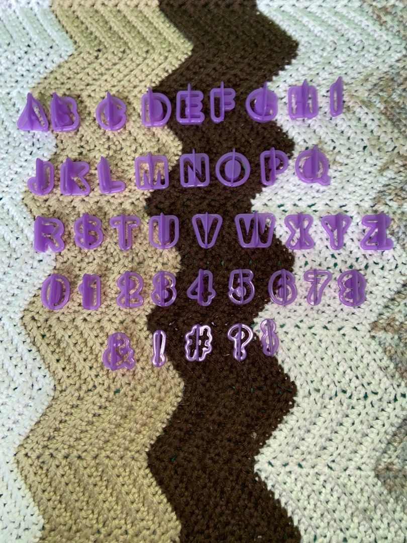 Cutting Alphabet Letter Molder, Hobbies & Toys, Stationary & Craft ...