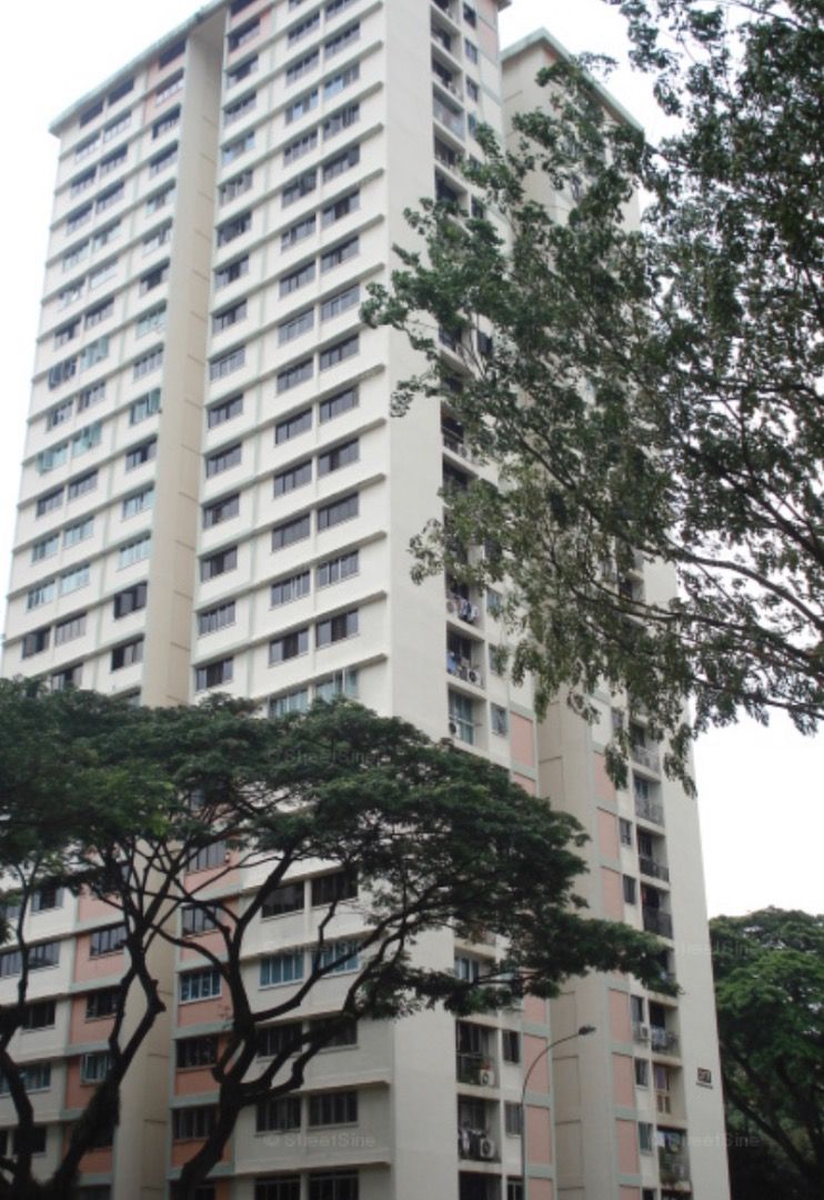 D12 Toa Payoh Rare 5 Room Point Block unit - move-in condition with ...